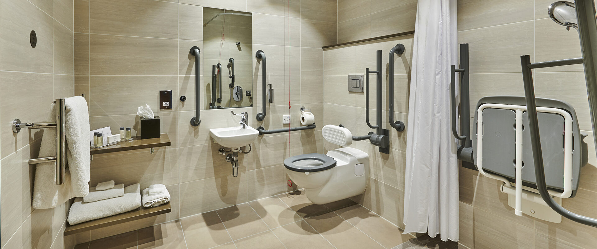 Accessible hotel rooms: Meaning and requirements | Little Hotelier